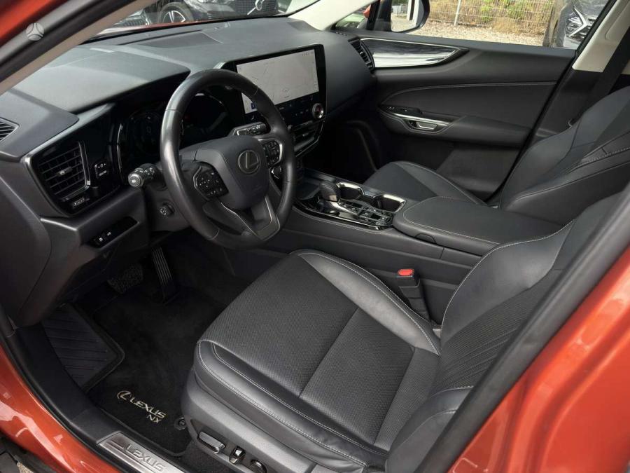 Oranžs Lexus NX 350h 2023 Viļņa, ar dzinēja tilpumu 2.49 L un nobraukumu 142 tūkst. km par 36990 €, foto 30 vietnē AUTOMOTO.COM.LV