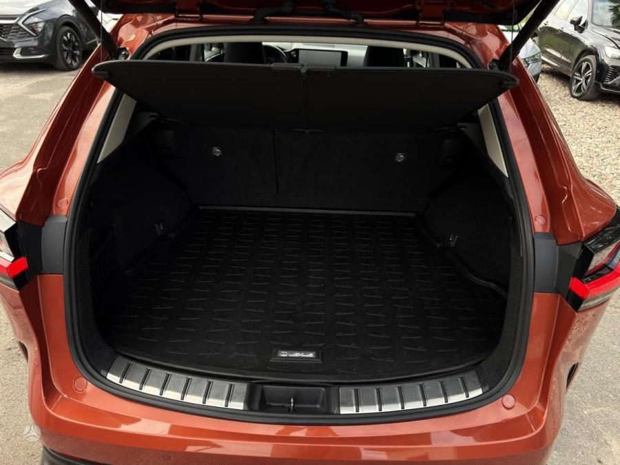 Oranžs Lexus NX 350h 2023 Viļņa, ar dzinēja tilpumu 2.49 L un nobraukumu 142 tūkst. km par 36990 €, foto 40 vietnē AUTOMOTO.COM.LV