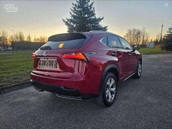 Sarkans Lexus NX 350h 2014 Kauņa, ar dzinēja tilpumu 2.50 L un nobraukumu 70 tūkst. km par 20450 €, foto 5 vietnē AUTOMOTO.COM.LV