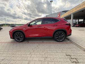 Red Lexus NX 350h 2023 in Vilnius, with an engine capacity of 2.50 L and mileage of 48 thousand km for 48500 €, photo 8 on AUTOMOTO.COM.LV