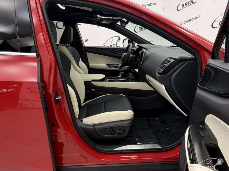 Красный Лексус NX 350h 2024 в Вильнюс, объемом двигателя 2.49 л и пробегом 15 тыс. км за 37900 €, фото 6 на AUTOMOTO.COM.LV