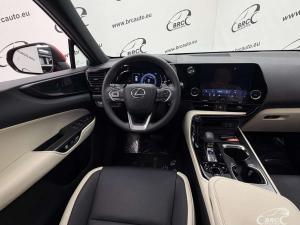Красный Лексус NX 350h 2024 в Вильнюс, объемом двигателя 2.49 л и пробегом 15 тыс. км за 37900 €, фото 18 на AUTOMOTO.COM.LV