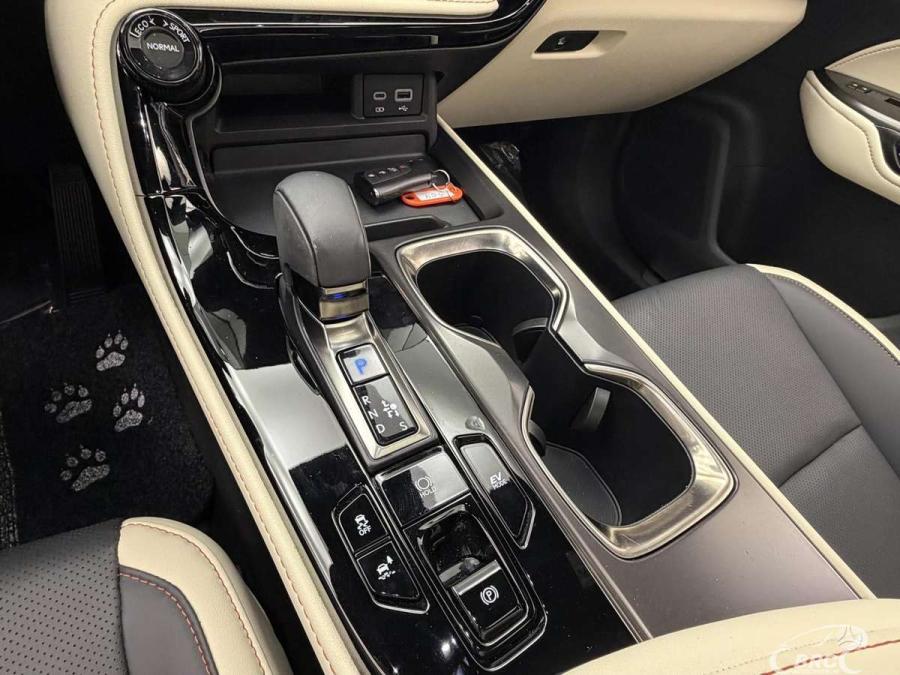Красный Лексус NX 350h 2024 в Вильнюс, объемом двигателя 2.49 л и пробегом 15 тыс. км за 37900 €, фото 30 на AUTOMOTO.COM.LV