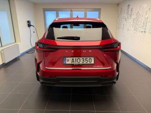 Красный Лексус NX 350h 2026 в Каунас, объемом двигателя 2.49 л и пробегом 7 тыс. км за 65000 €, фото 4 на AUTOMOTO.COM.LV