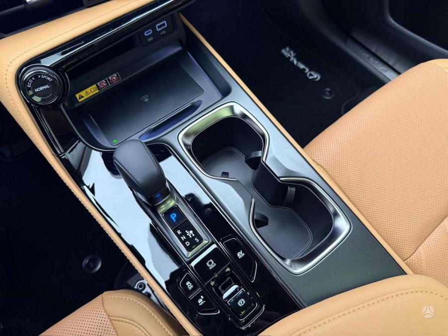 Красный Лексус NX 350h 2026 в Каунас, объемом двигателя 2.49 л и пробегом 7 тыс. км за 65000 €, фото 21 на AUTOMOTO.COM.LV