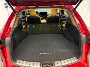 Красный Лексус NX 350h 2026 в Каунас, объемом двигателя 2.49 л и пробегом 7 тыс. км за 65000 €, фото 25 на AUTOMOTO.COM.LV