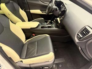 Белый Лексус NX 350h 2022 в Каунас, объемом двигателя 2.49 л и пробегом 60 тыс. км за 47900 €, фото 6 на AUTOMOTO.COM.LV