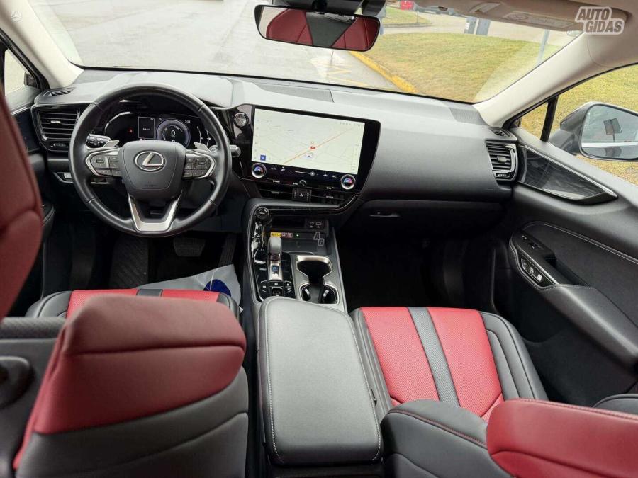 White Lexus NX 350h 2022 in Vilnius, with an engine capacity of 0.00 L and mileage of 185 thousand km for 33500 €, photo 11 on AUTOMOTO.COM.LV