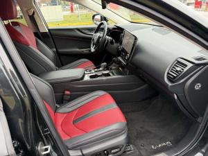 White Lexus NX 350h 2022 in Vilnius, with an engine capacity of 0.00 L and mileage of 185 thousand km for 33500 €, photo 13 on AUTOMOTO.COM.LV