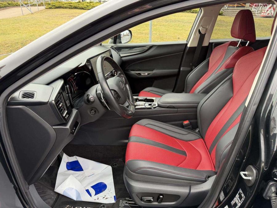 White Lexus NX 350h 2022 in Vilnius, with an engine capacity of 0.00 L and mileage of 185 thousand km for 33500 €, photo 21 on AUTOMOTO.COM.LV