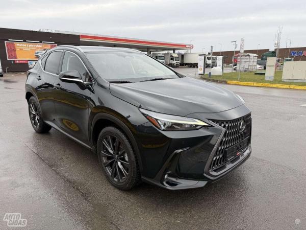 White Lexus NX 350h 2022 in Vilnius, with an engine capacity of 0.00 L and mileage of 185 thousand km for 33500 €, photo 3 on AUTOMOTO.COM.LV