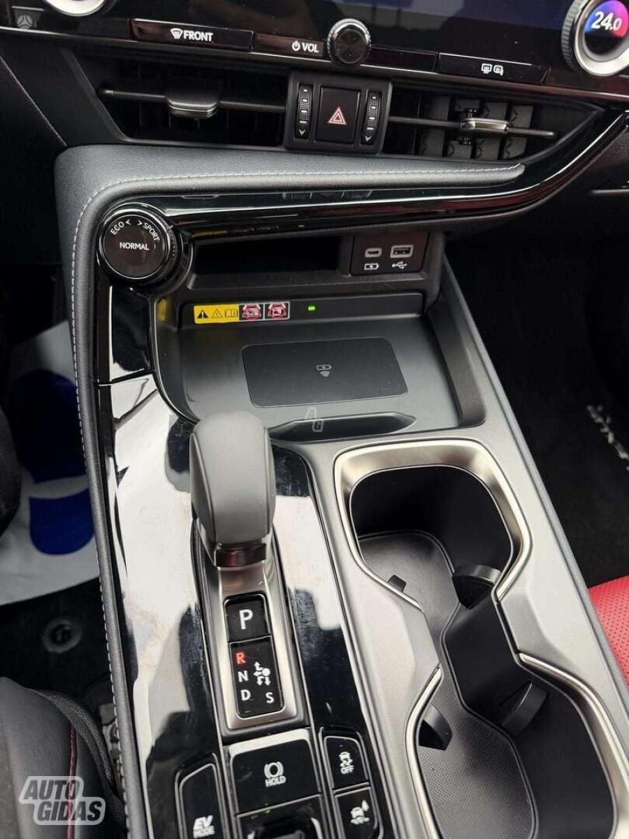 Balts Lexus NX 350h 2022 Viļņa, ar dzinēja tilpumu 0.00 L un nobraukumu 185 tūkst. km par 33500 €, foto 29 vietnē AUTOMOTO.COM.LV