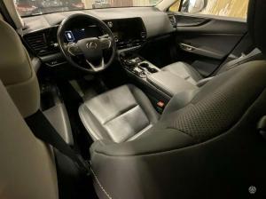 Balts Lexus NX 350h 2022 Viļņa, ar dzinēja tilpumu 2.49 L un nobraukumu 108 tūkst. km par 35990 €, foto 7 vietnē AUTOMOTO.COM.LV