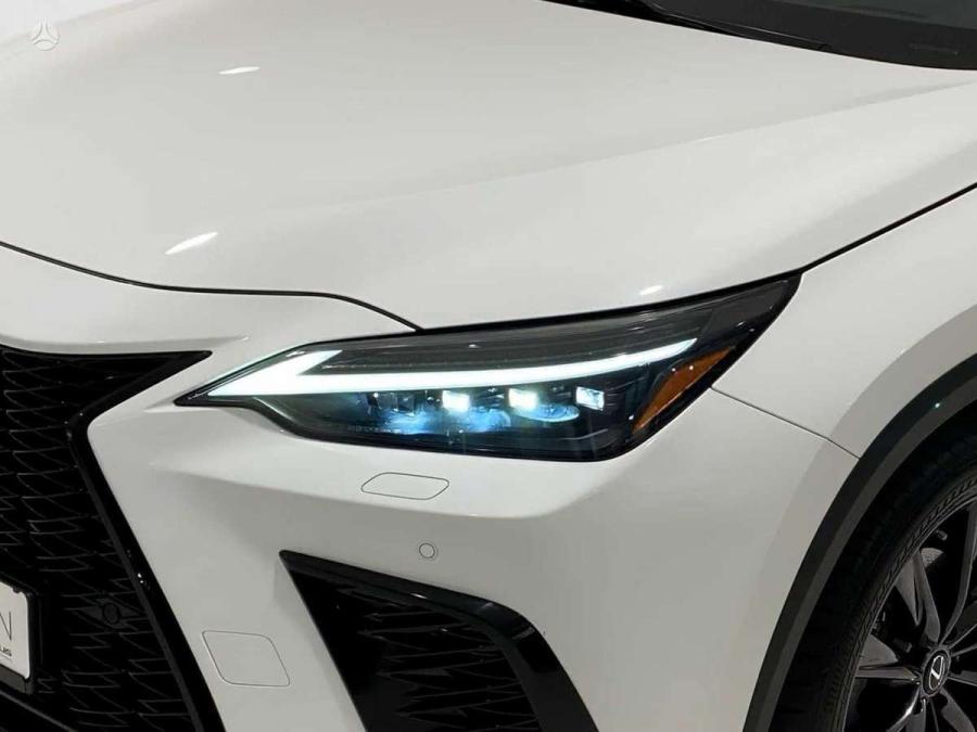 Balts Lexus NX 350h 2022 Viļņa, ar dzinēja tilpumu 0.00 L un nobraukumu 56 tūkst. km par 51300 €, foto 7 vietnē AUTOMOTO.COM.LV