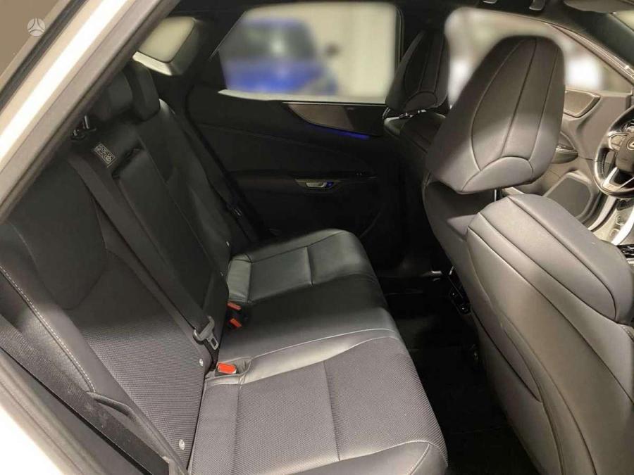 Balts Lexus NX 350h 2022 Viļņa, ar dzinēja tilpumu 0.00 L un nobraukumu 56 tūkst. km par 51300 €, foto 14 vietnē AUTOMOTO.COM.LV