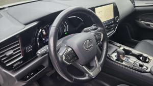 Белый Лексус NX 350h 2023 в Вильнюс, объемом двигателя 0.00 л и пробегом 180 тыс. км за 33700 €, фото 11 на AUTOMOTO.COM.LV