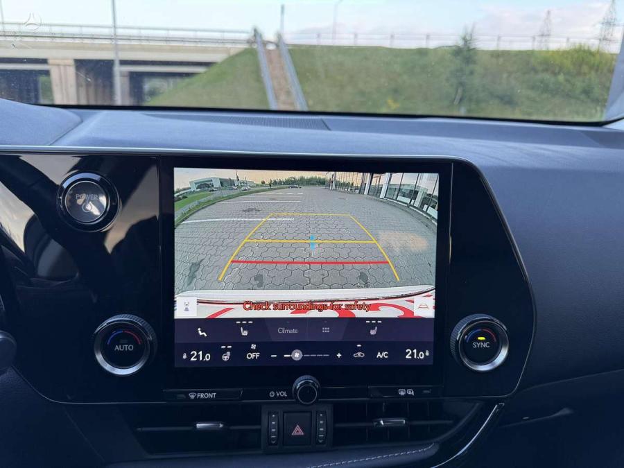 Белый Лексус NX 350h 2023 в Вильнюс, объемом двигателя 2.49 л и пробегом 120 тыс. км за 34990 €, фото 26 на AUTOMOTO.COM.LV