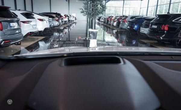Balts Lexus NX 350h 2023 Viļņa, ar dzinēja tilpumu 2.49 L un nobraukumu 137 tūkst. km par 37000 €, foto 10 vietnē AUTOMOTO.COM.LV