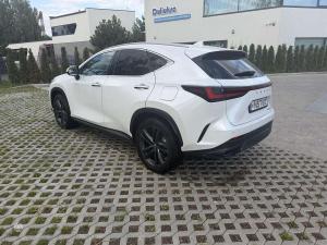 Белый Лексус NX 350h 2024 в Каунас, объемом двигателя 2.50 л и пробегом 14 тыс. км за 41500 €, фото 7 на AUTOMOTO.COM.LV