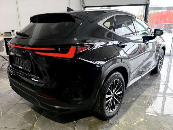 Melns Lexus NX 450h 2022 Panevēža, ar dzinēja tilpumu 2.50 L un nobraukumu 48 tūkst. km par 45900 €, foto 3 vietnē AUTOMOTO.COM.LV