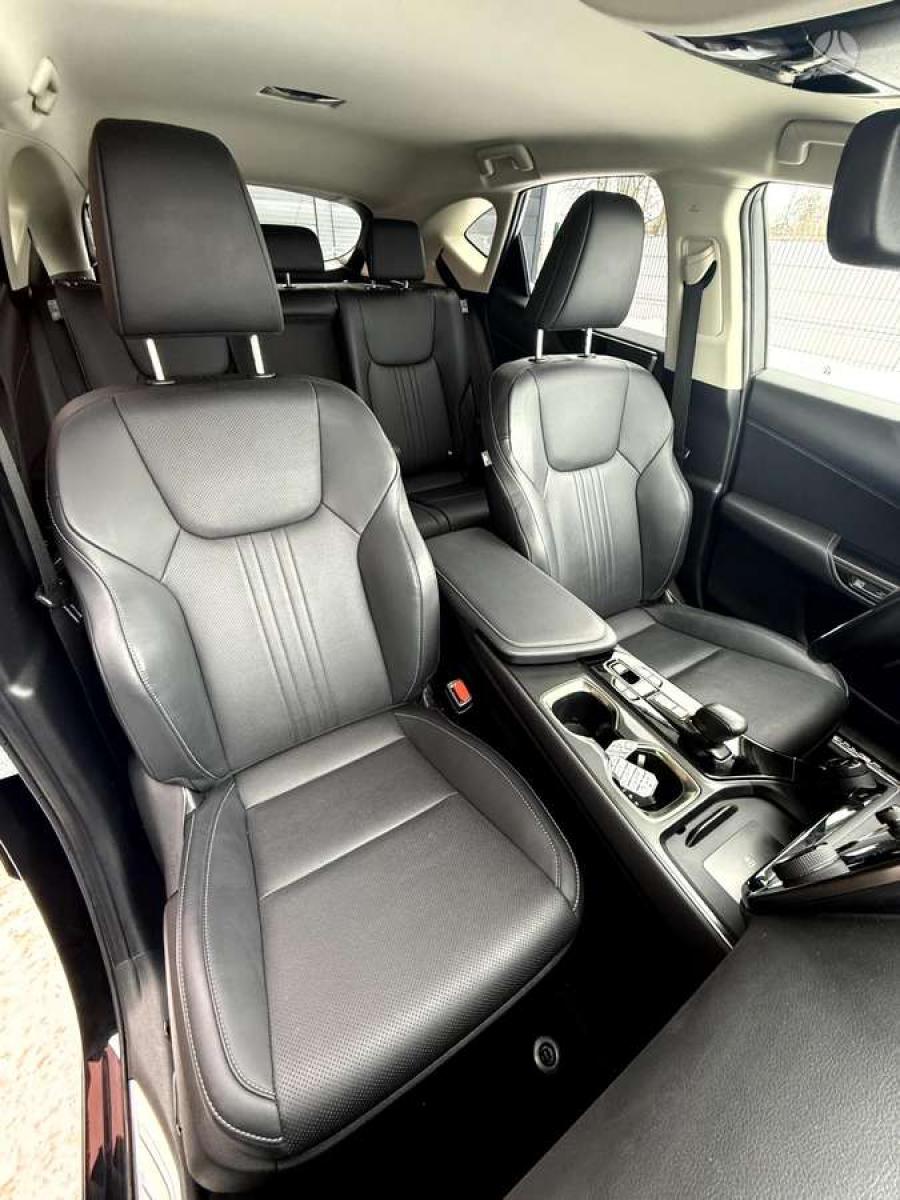 Черный Лексус NX 450h 2022 в Паневежис, объемом двигателя 2.50 л и пробегом 48 тыс. км за 45900 €, фото 29 на AUTOMOTO.COM.LV