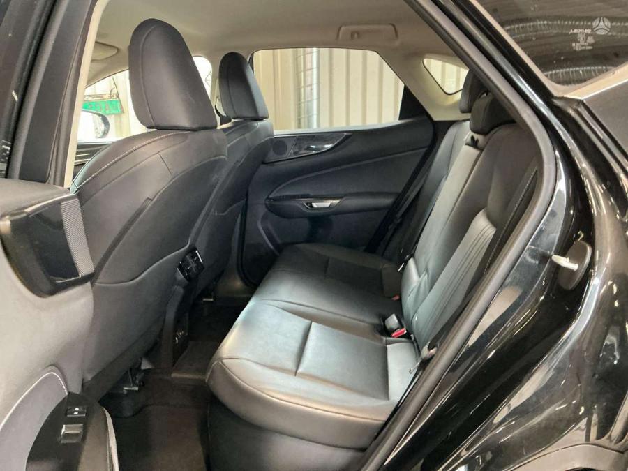 Melns Lexus NX 450h 2022 Viļņa, ar dzinēja tilpumu 2.50 L un nobraukumu 164 tūkst. km par 37300 €, foto 9 vietnē AUTOMOTO.COM.LV