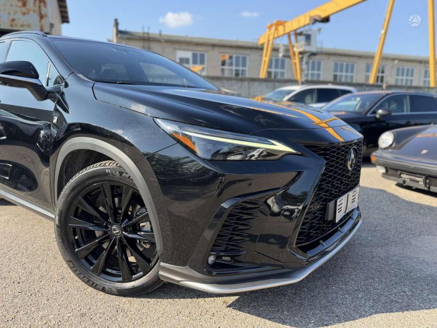 Melns Lexus NX 450h 2022 Viļņa, ar dzinēja tilpumu 0.00 L un nobraukumu 78 tūkst. km par 44900 €, foto 10 vietnē AUTOMOTO.COM.LV