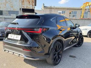 Melns Lexus NX 450h 2022 Viļņa, ar dzinēja tilpumu 0.00 L un nobraukumu 78 tūkst. km par 44900 €, foto 12 vietnē AUTOMOTO.COM.LV