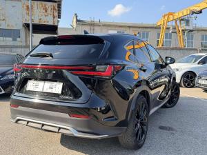 Melns Lexus NX 450h 2022 Viļņa, ar dzinēja tilpumu 0.00 L un nobraukumu 78 tūkst. km par 44900 €, foto 13 vietnē AUTOMOTO.COM.LV