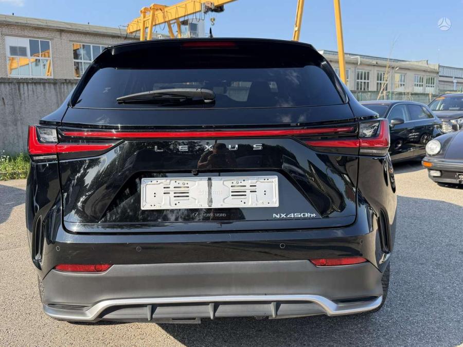 Melns Lexus NX 450h 2022 Viļņa, ar dzinēja tilpumu 0.00 L un nobraukumu 78 tūkst. km par 44900 €, foto 15 vietnē AUTOMOTO.COM.LV