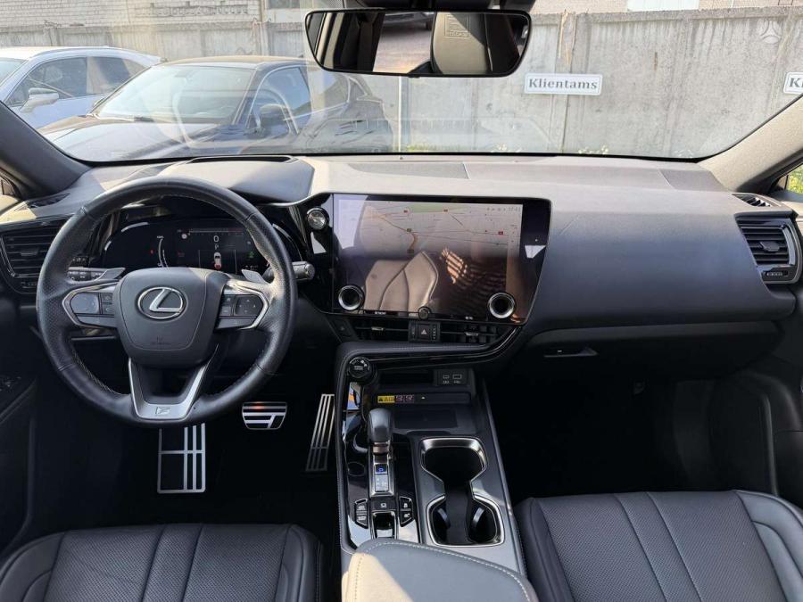 Melns Lexus NX 450h 2022 Viļņa, ar dzinēja tilpumu 0.00 L un nobraukumu 78 tūkst. km par 44900 €, foto 24 vietnē AUTOMOTO.COM.LV