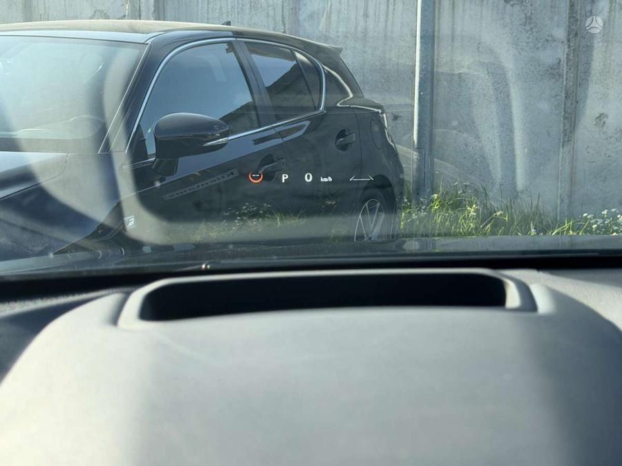 Melns Lexus NX 450h 2022 Viļņa, ar dzinēja tilpumu 0.00 L un nobraukumu 78 tūkst. km par 44900 €, foto 38 vietnē AUTOMOTO.COM.LV