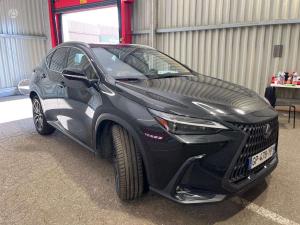 Черный Лексус NX 450h 2023 в Вильнюс, объемом двигателя 2.48 л и пробегом 97 тыс. км за 43999 €, фото 4 на AUTOMOTO.COM.LV