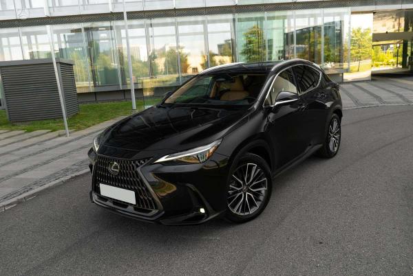 Черный Лексус NX 450h 2023 в Вильнюс, объемом двигателя 2.48 л и пробегом 98 тыс. км за 45999 €, фото 8 на AUTOMOTO.COM.LV