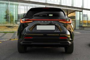 Черный Лексус NX 450h 2023 в Вильнюс, объемом двигателя 2.48 л и пробегом 98 тыс. км за 45999 €, фото 14 на AUTOMOTO.COM.LV