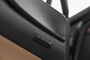 Черный Лексус NX 450h 2023 в Вильнюс, объемом двигателя 2.48 л и пробегом 98 тыс. км за 45999 €, фото 22 на AUTOMOTO.COM.LV