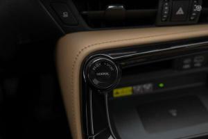 Черный Лексус NX 450h 2023 в Вильнюс, объемом двигателя 2.48 л и пробегом 98 тыс. км за 45999 €, фото 29 на AUTOMOTO.COM.LV