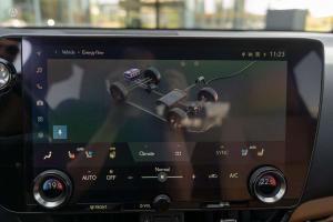 Черный Лексус NX 450h 2023 в Вильнюс, объемом двигателя 2.48 л и пробегом 98 тыс. км за 45999 €, фото 33 на AUTOMOTO.COM.LV