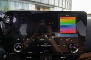 Черный Лексус NX 450h 2023 в Вильнюс, объемом двигателя 2.48 л и пробегом 98 тыс. км за 45999 €, фото 42 на AUTOMOTO.COM.LV
