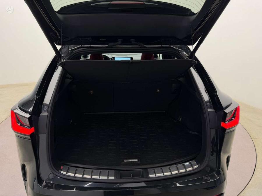 Black Lexus NX 450h 2023 in Panevezys, with an engine capacity of 2.49 L and mileage of 159 thousand km for 44990 €, photo 15 on AUTOMOTO.COM.LV