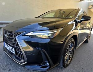 Melns Lexus NX 450h 2023 Marijampole, ar dzinēja tilpumu 2.48 L un nobraukumu 91 tūkst. km par 47500 €, foto  vietnē AUTOMOTO.COM.LV
