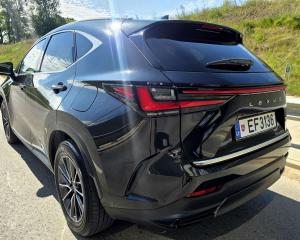 Черный Лексус NX 450h 2023 в Мариямполе, объемом двигателя 2.48 л и пробегом 91 тыс. км за 47500 €, фото 11 на AUTOMOTO.COM.LV