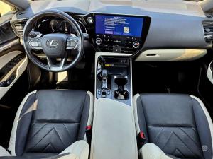 Черный Лексус NX 450h 2023 в Мариямполе, объемом двигателя 2.48 л и пробегом 91 тыс. км за 47500 €, фото 17 на AUTOMOTO.COM.LV