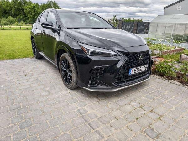 Melns Lexus NX 450h 2023 Viļņa, ar dzinēja tilpumu 2.49 L un nobraukumu 35 tūkst. km par 34500 €, foto 1 vietnē AUTOMOTO.COM.LV