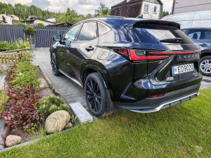 Черный Лексус NX 450h 2023 в Вильнюс, объемом двигателя 2.49 л и пробегом 35 тыс. км за 34500 €, фото 5 на AUTOMOTO.COM.LV