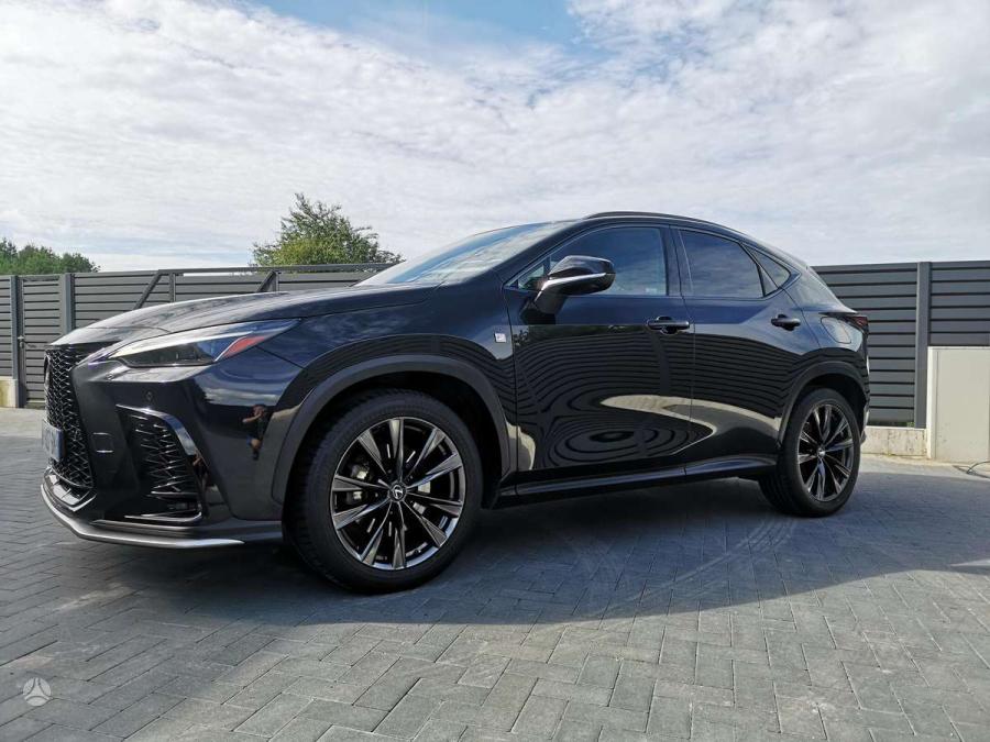 Melns Lexus NX 450h 2023 Viļņa, ar dzinēja tilpumu 2.50 L un nobraukumu 93 tūkst. km par 44700 €, foto 11 vietnē AUTOMOTO.COM.LV