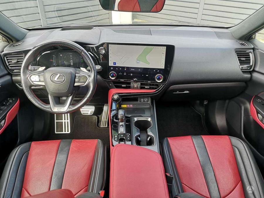 Melns Lexus NX 450h 2023 Viļņa, ar dzinēja tilpumu 2.50 L un nobraukumu 93 tūkst. km par 44700 €, foto 16 vietnē AUTOMOTO.COM.LV