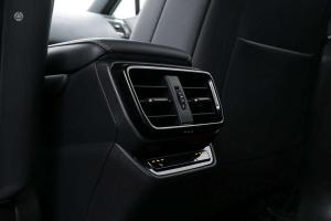Черный Лексус NX 450h 2024 в Вильнюс, объемом двигателя 2.49 л и пробегом 79 тыс. км за 48900 €, фото 32 на AUTOMOTO.COM.LV