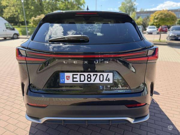 Melns Lexus NX 450h 2024 Viļņa, ar dzinēja tilpumu 2.49 L un nobraukumu 9 tūkst. km par 47800 €, foto 8 vietnē AUTOMOTO.COM.LV