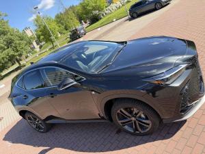 Melns Lexus NX 450h 2024 Viļņa, ar dzinēja tilpumu 2.49 L un nobraukumu 9 tūkst. km par 47800 €, foto 11 vietnē AUTOMOTO.COM.LV